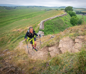 UltraTrail MONTANE® Spine Race primavera, 75 km o 450 km siguiendo el ...